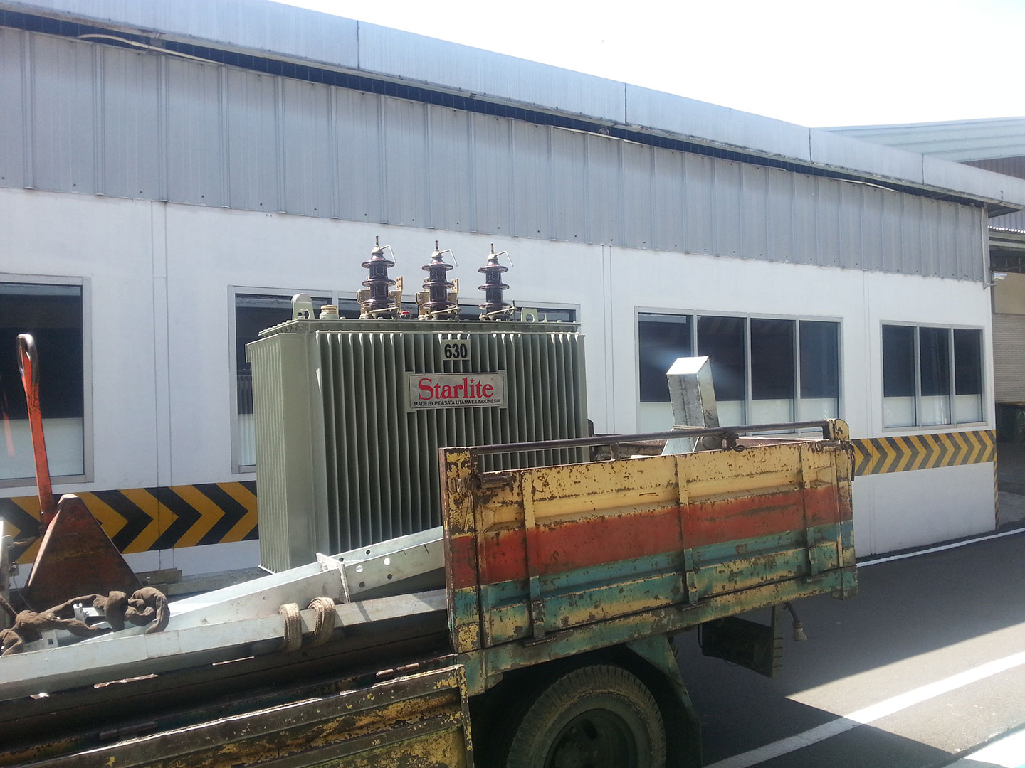 Pekerjaan Trafo | Mega Power Indonesia